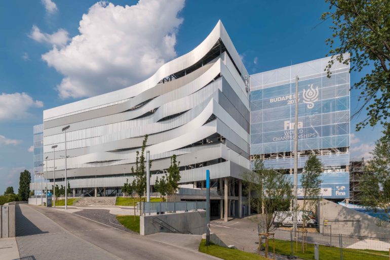 Duna Aréna, Budapest - Bundesverband Keramische Fliesen e.V.